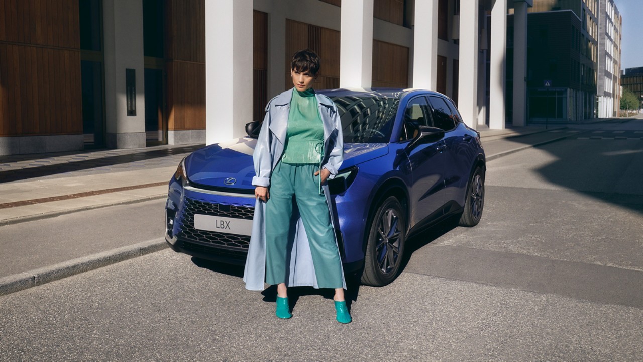 Der selbstladende Lexus LBX Hybrid | Lexus DE
