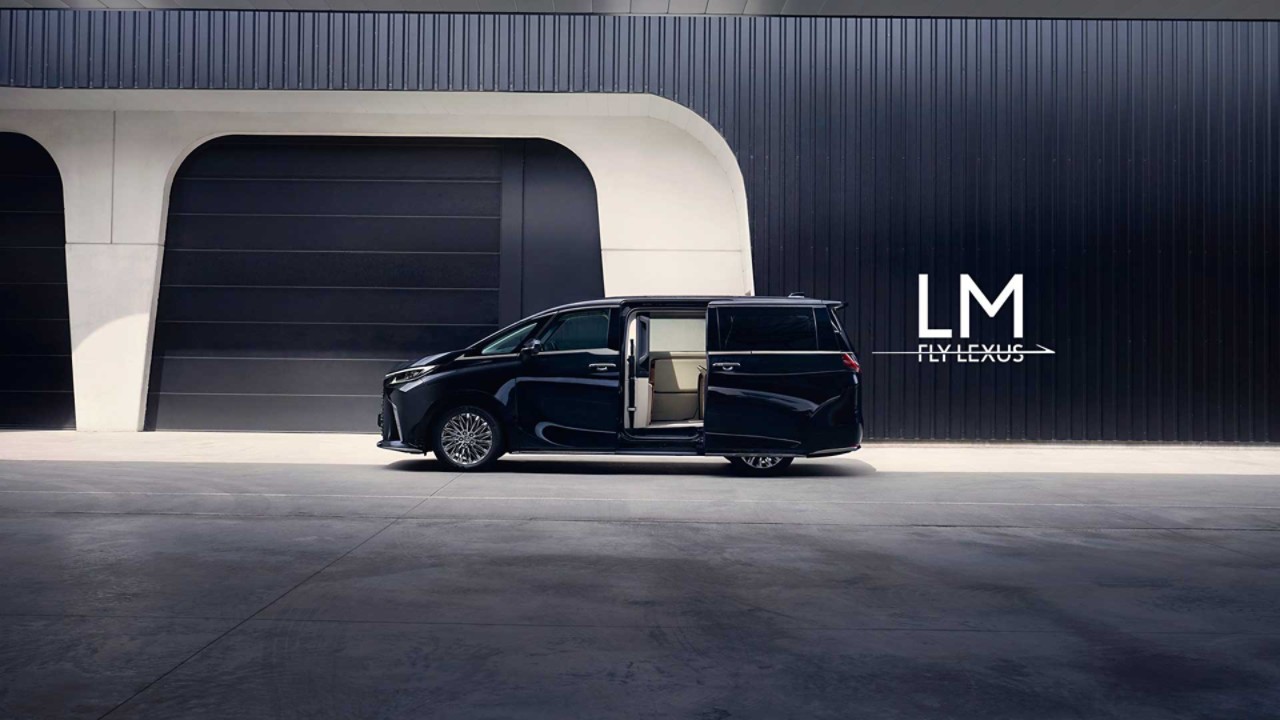 Der Lexus LM Chauffeur-Van | Lexus DE